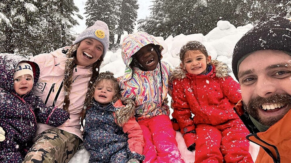 Thomas Rhett shares sweet family vacation photos: 'One more kid and we ...