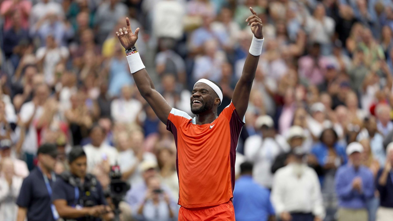 Frances Tiafoe slams into US Open semifinals - ABC News