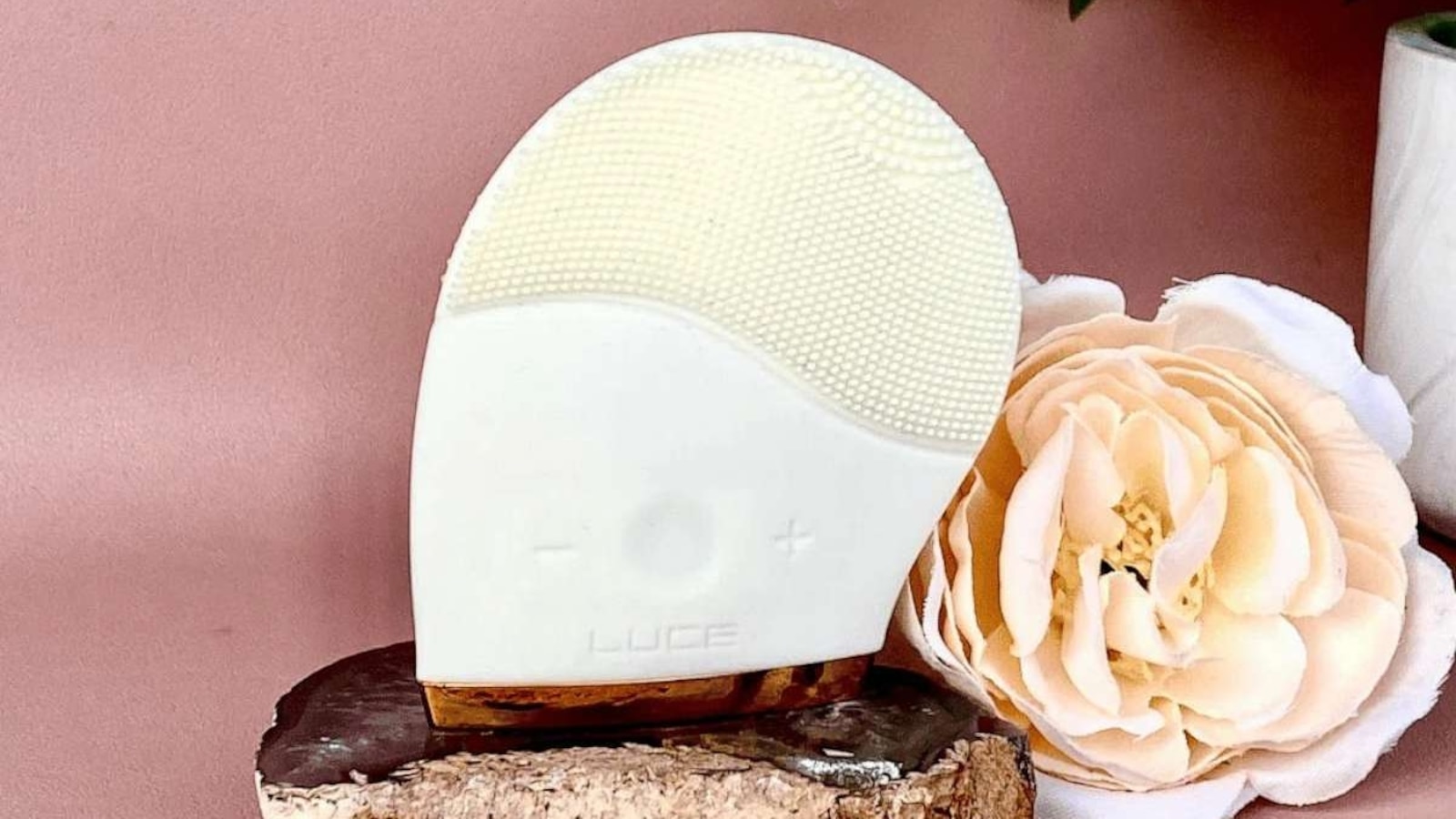 This week from 40 Boxes: Save 60% on Luce cleansing and anti-aging ...