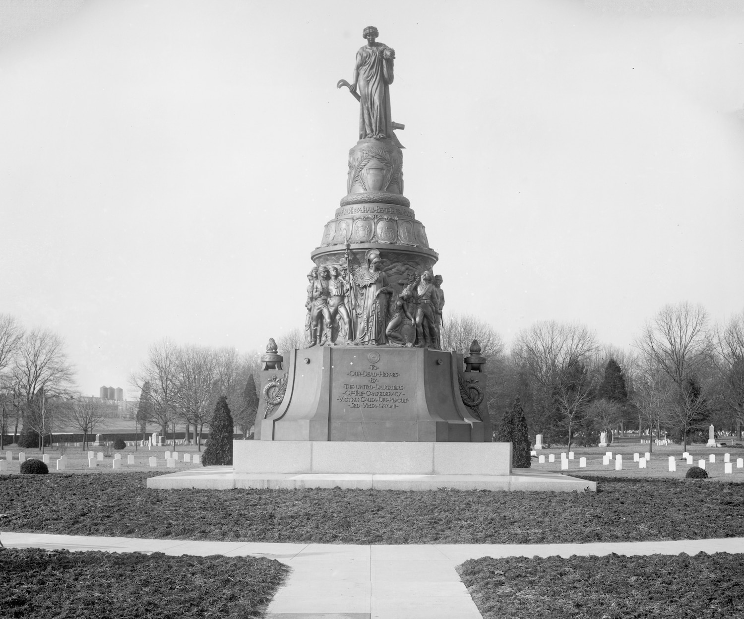 Arlington National Cemetery Statue
