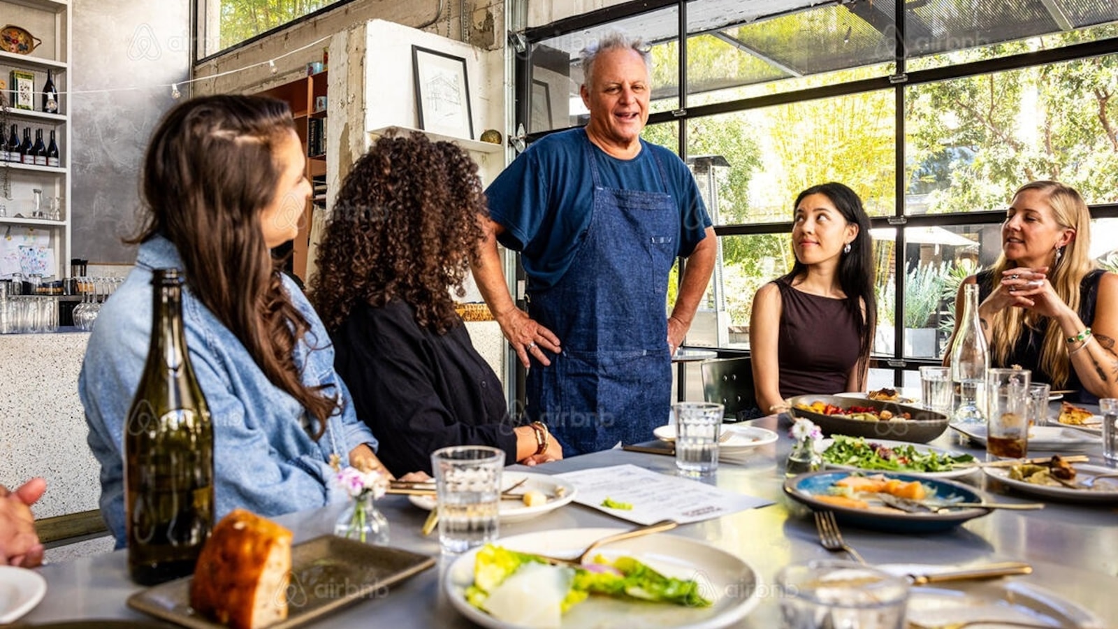 Cook with culinary legends from 'Chef's Table' with new Airbnb experience - ABC News