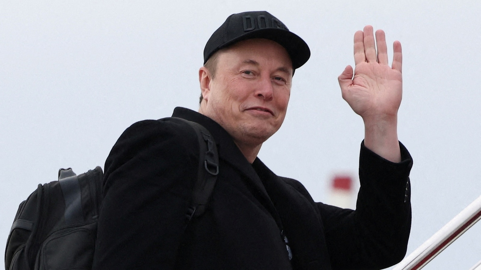 Elon Musk served by the SEC earlier this month, filing says - ABC News