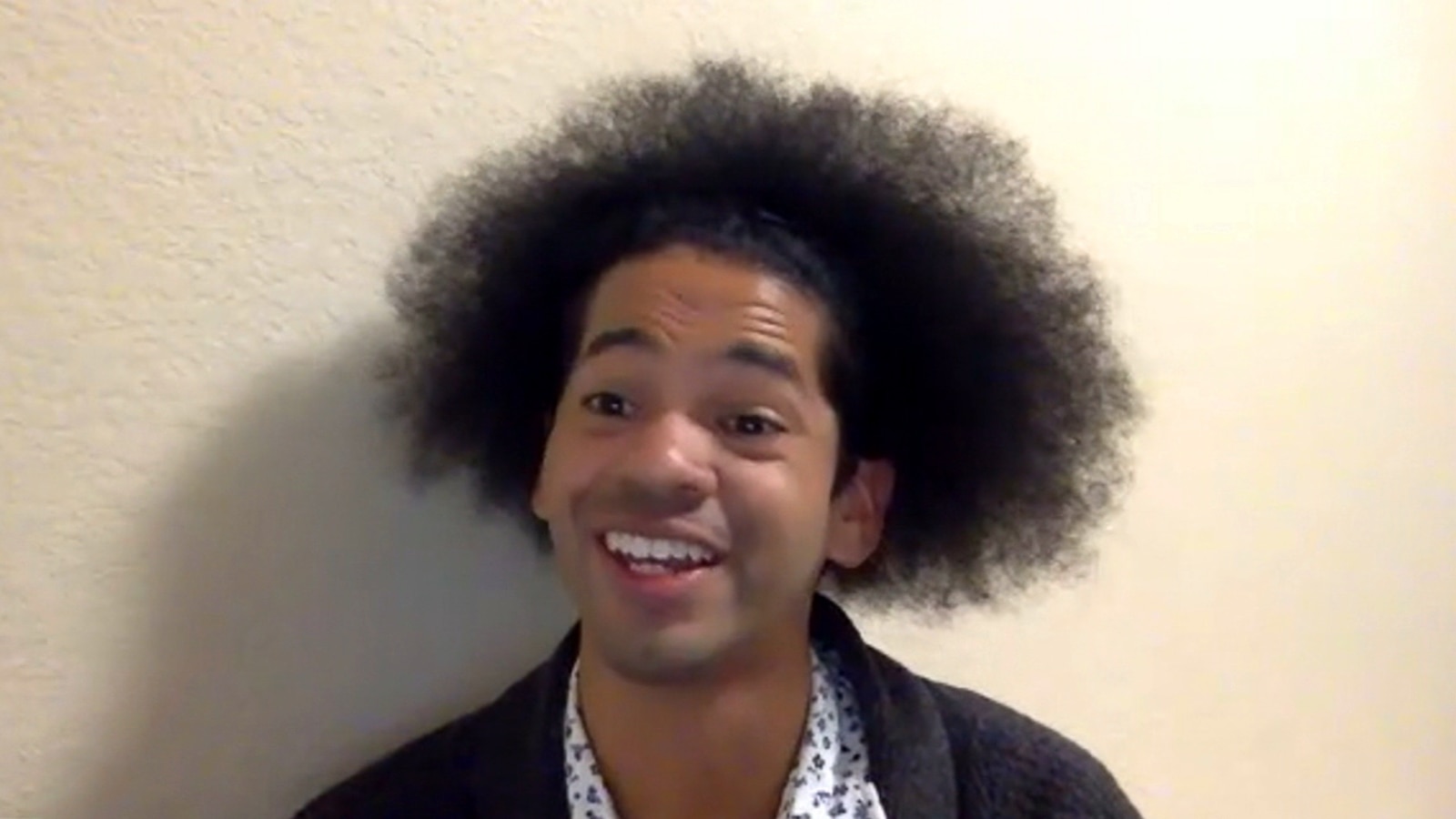 Librarian sparks love of libraries with heartwarming tales on TikTok ...