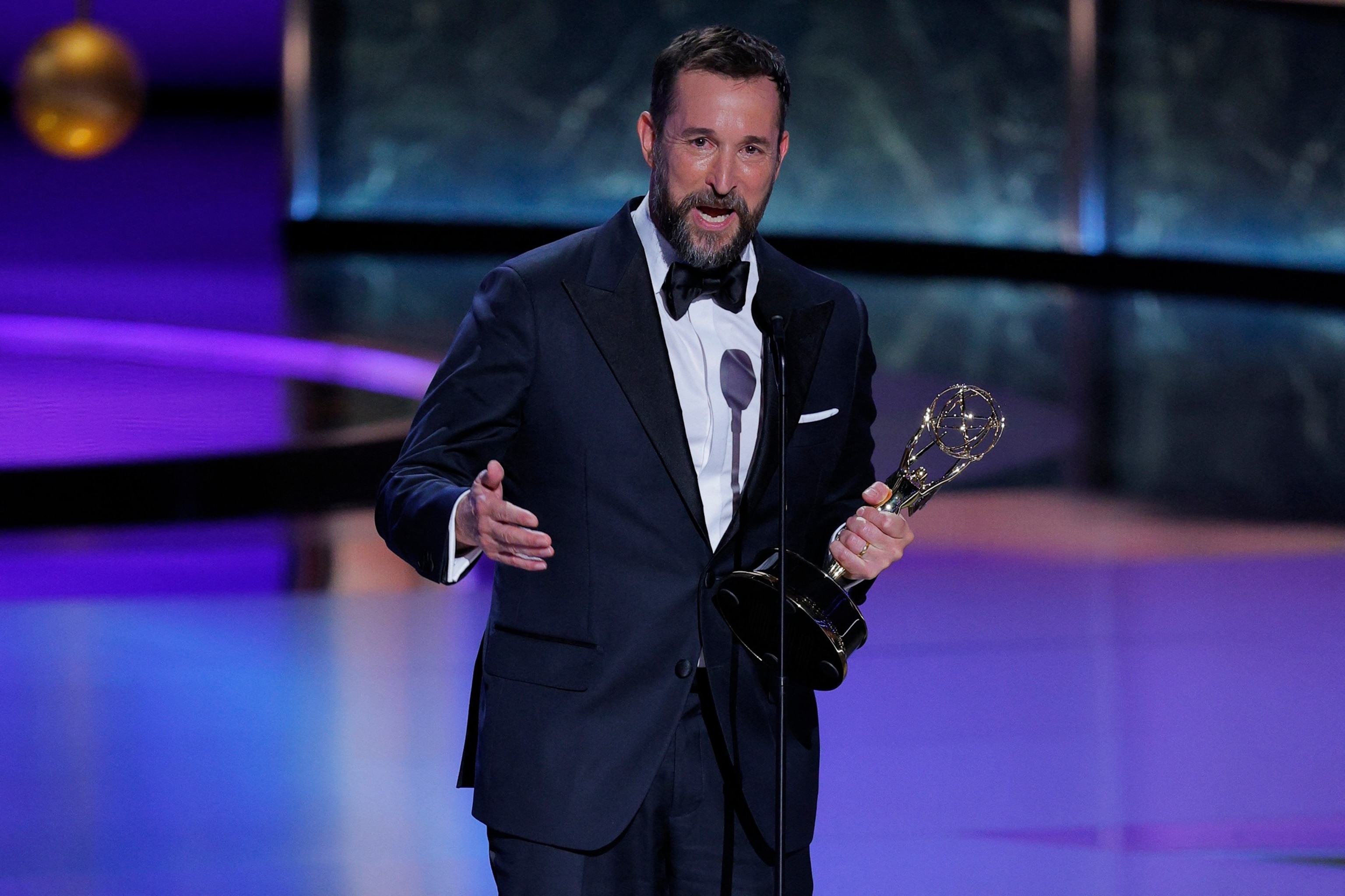 Emmys 2025: Noah Wyle wins 1st Emmy for lead actor in a drama series - ABC News