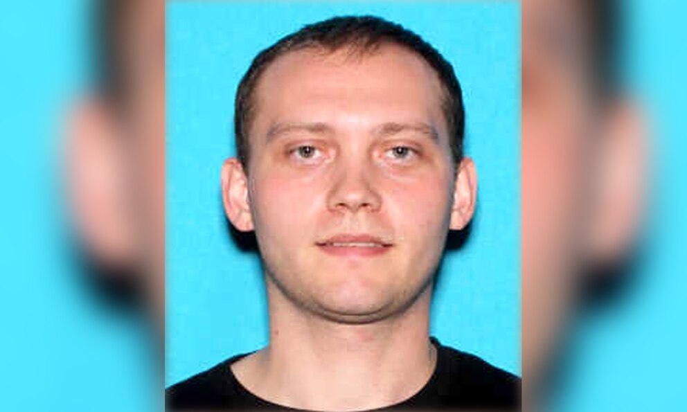 Security guard kills Michigan church gunman, preventing 'large-scale ...