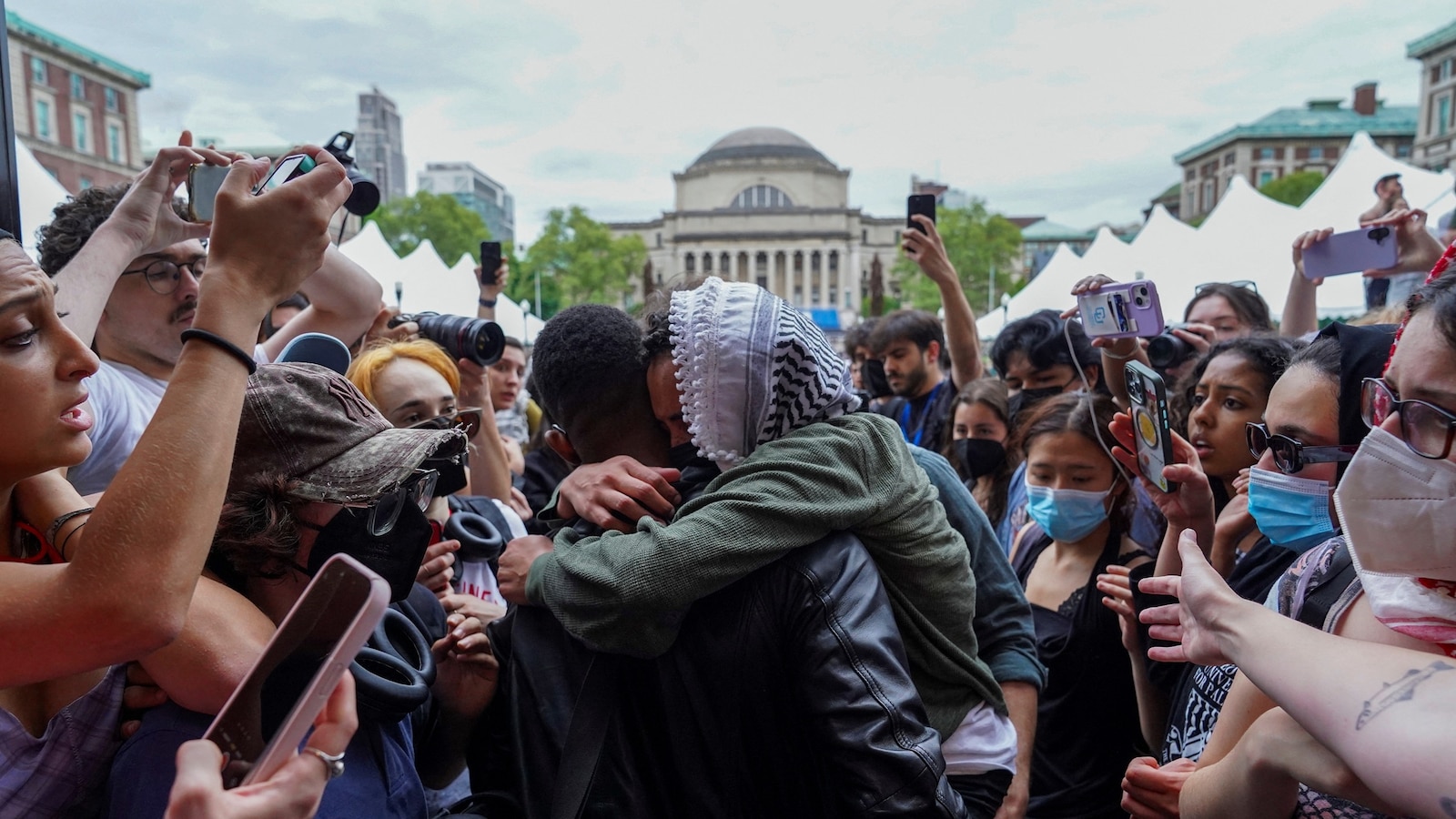 2 officers hurt in 'crowd surge' during Columbia University library ...