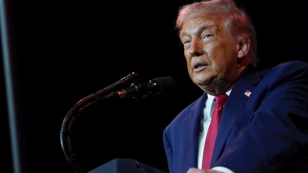 Video White House: US to oversee sale of Venezuelan oil 'indefinitely ...