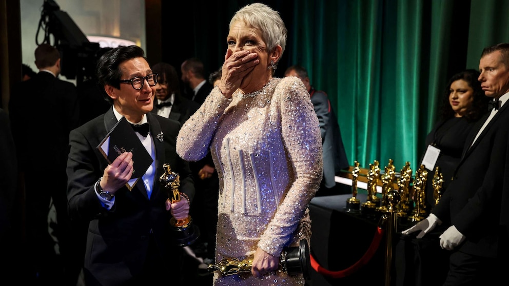 Oscars 2023: See the behind-the-scenes images from Hollywood's biggest ...