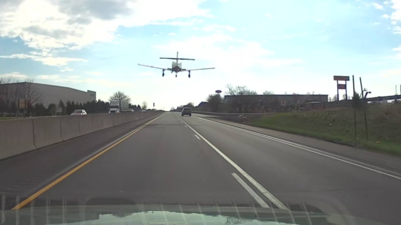 'Something you expect from the movies': Small plane makes emergency ...