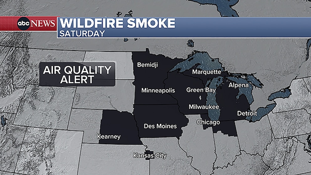 Wildfire smoke continues to blanket Midwest as flash flood threat heads ...