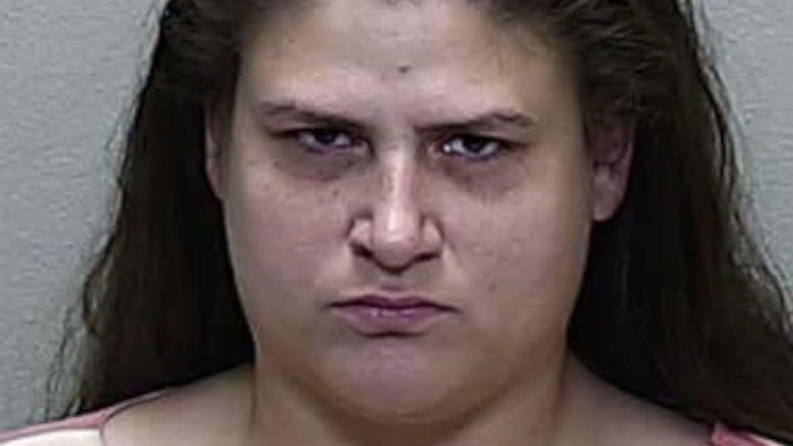 Woman went shopping after allegedly attempting to kill roommates ...