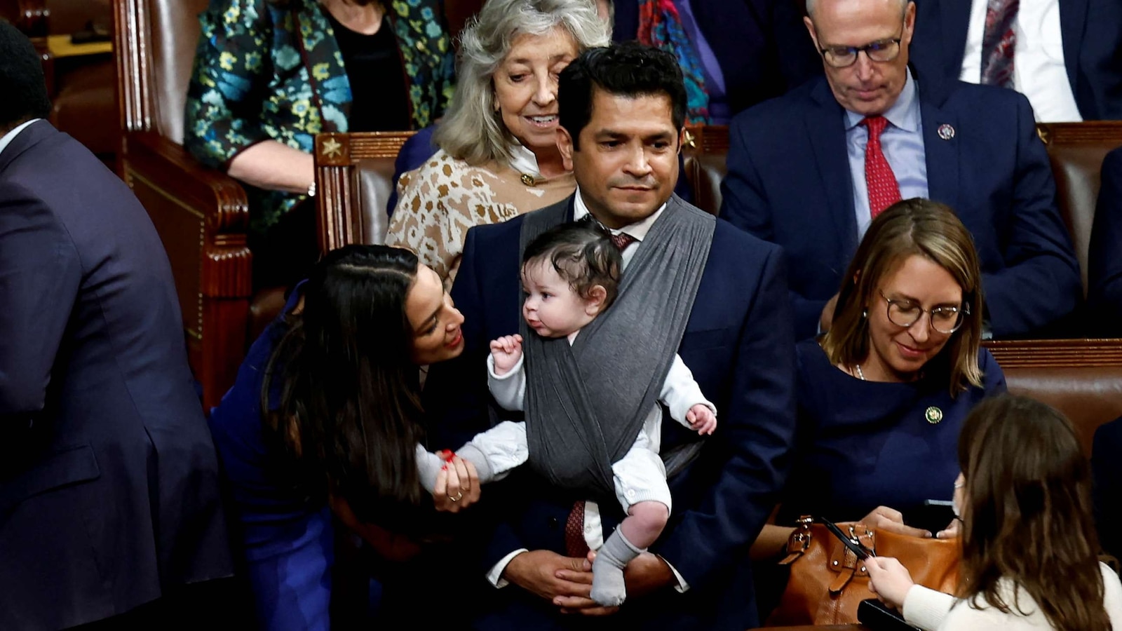 Democrats launch dads caucus to focus on family issues, push for paid ...