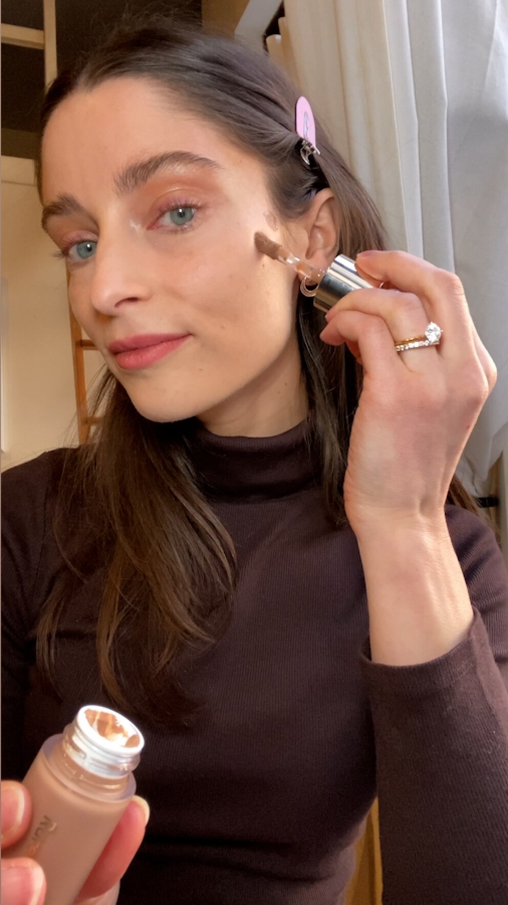 Video How to apply Rare Beauty's new liquid contour - ABC News
