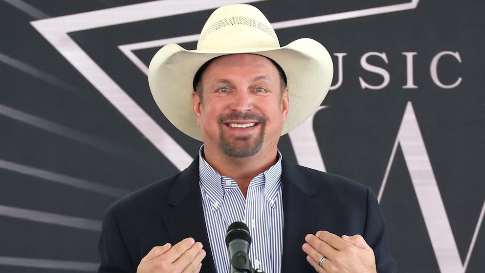 Garth Brooks reveals the inspiration and meaning behind his new tattoo ...
