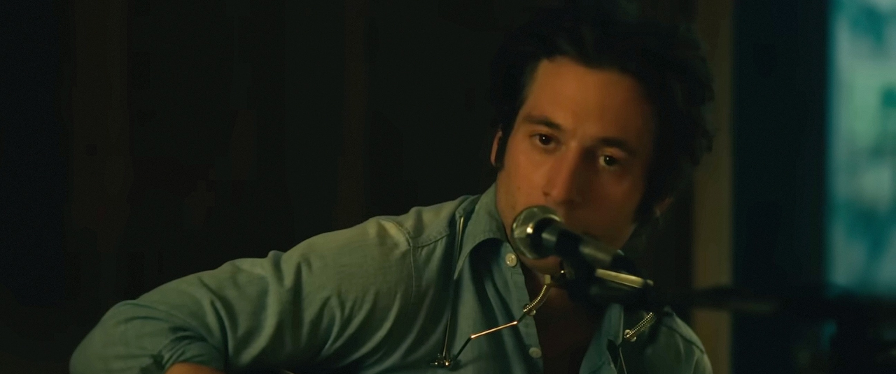 Jeremy Allen White talks playing Bruce Springsteen in front of ...