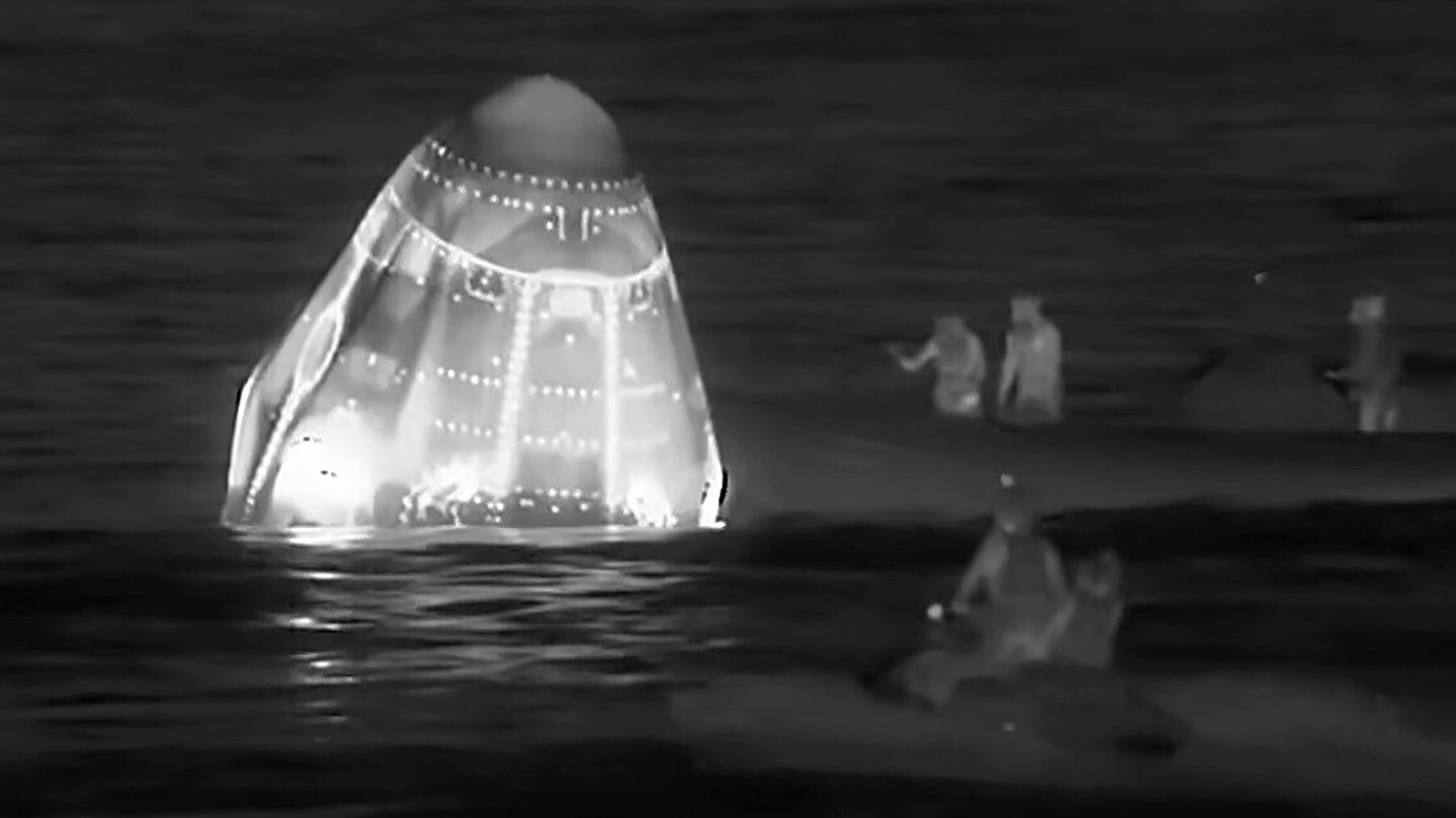 Sick astronaut, rest of crew splash down in Pacific after undocking ...