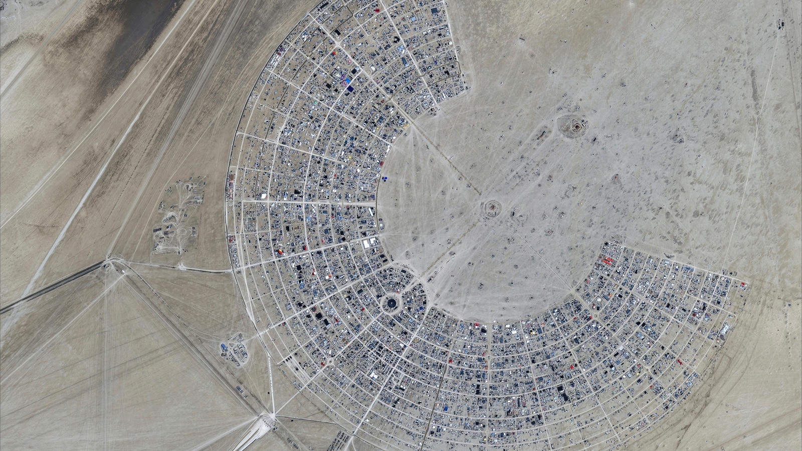 Woman dies on 1st day of Burning Man Festival, cause of death not known - ABC News