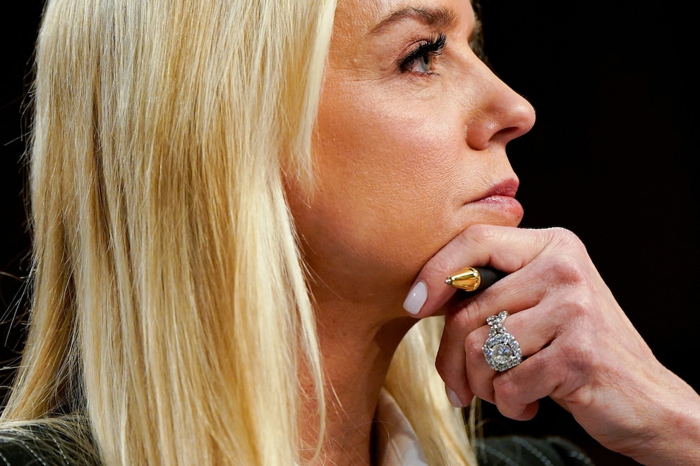 ‘1 tier of justice for all': 5 takeaways from Day 1 of Pam Bondi’s confirmation hearing - Good ...
