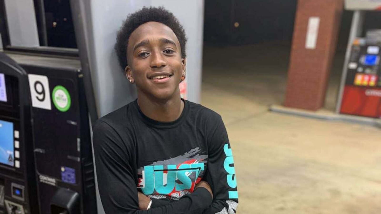 Alabama birthday party mass shooting: 4 slain victims identified - ABC News