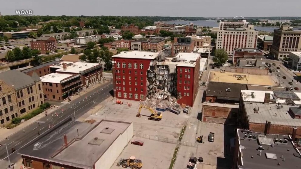 Video ABC News Live: Search continues for those missing in Iowa ...