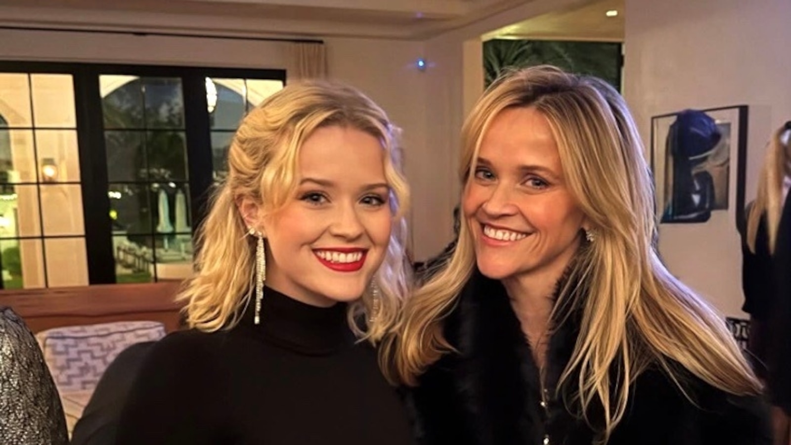 Reese Witherspoon, daughter Ava Phillippe look more alike than ever in ...