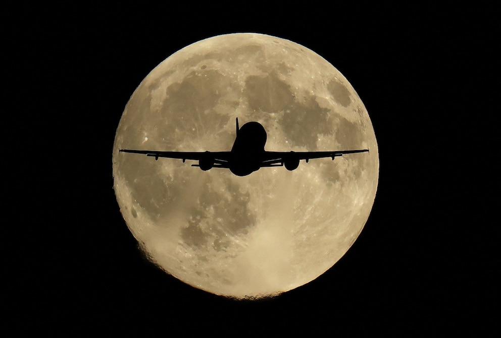 The Hunter's Moon is back and it's a supermoon: Here's what to know ...