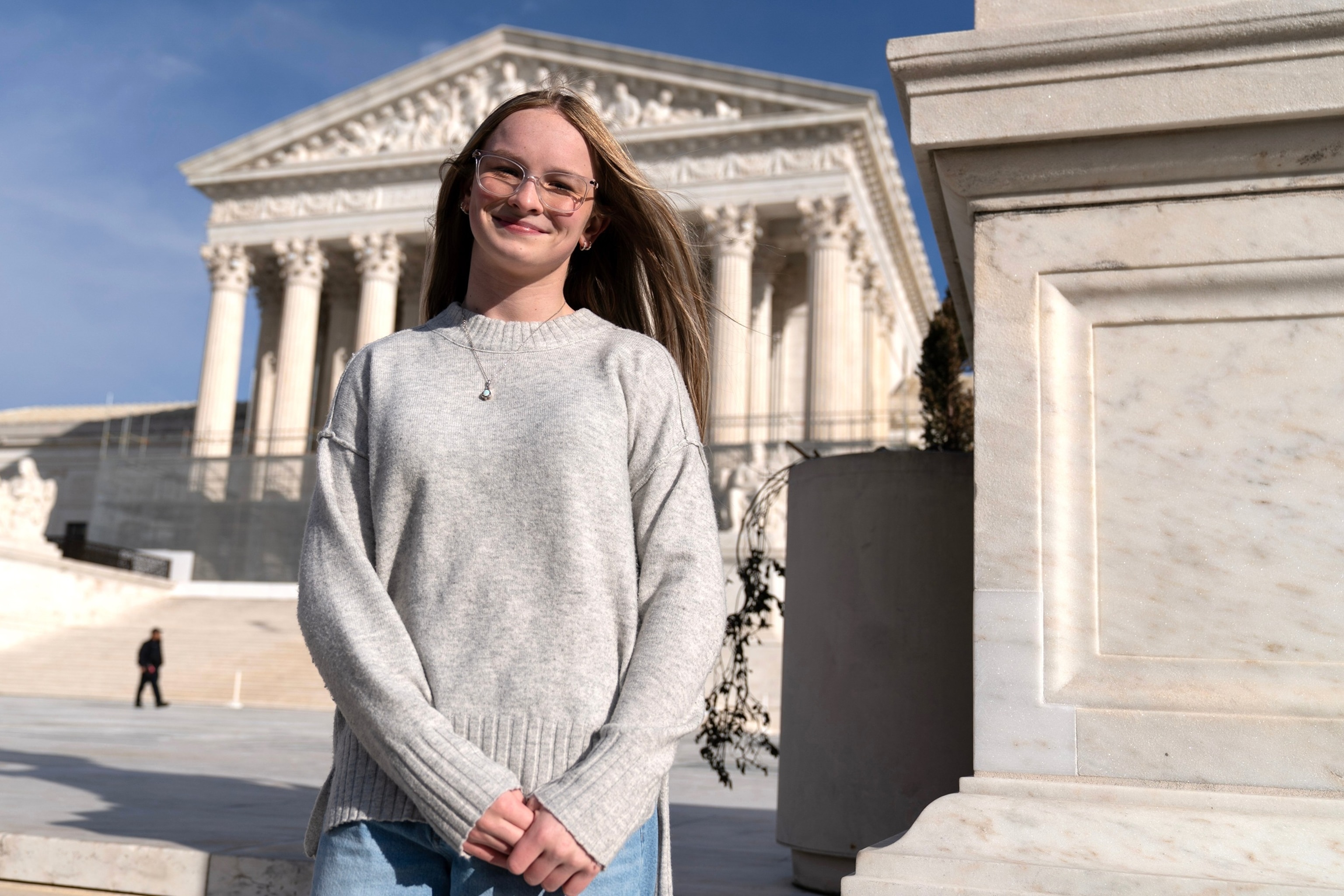 Supreme Court appears likely to uphold bans on transgender girls in ...