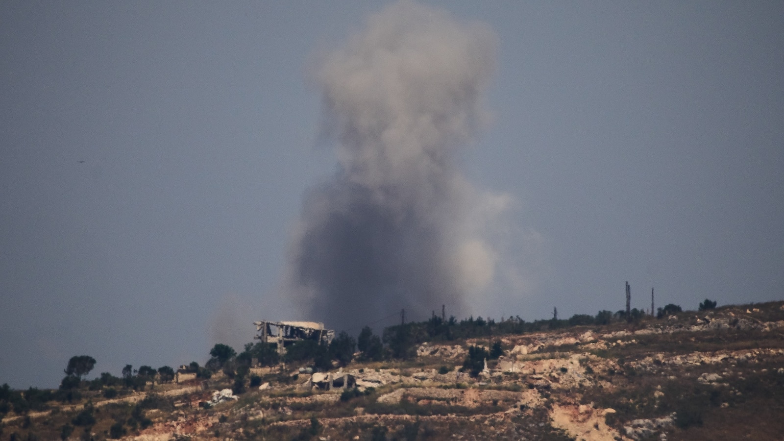 Iran live updates: Israel, Hezbollah continue fire after Trump ...