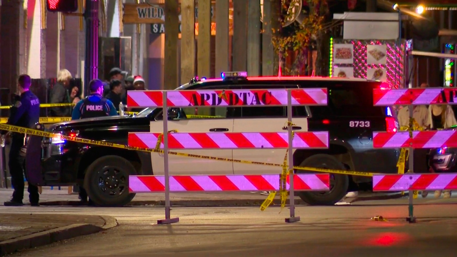 3 hurt, suspect dead in officer-involved shooting in downtown Austin ...