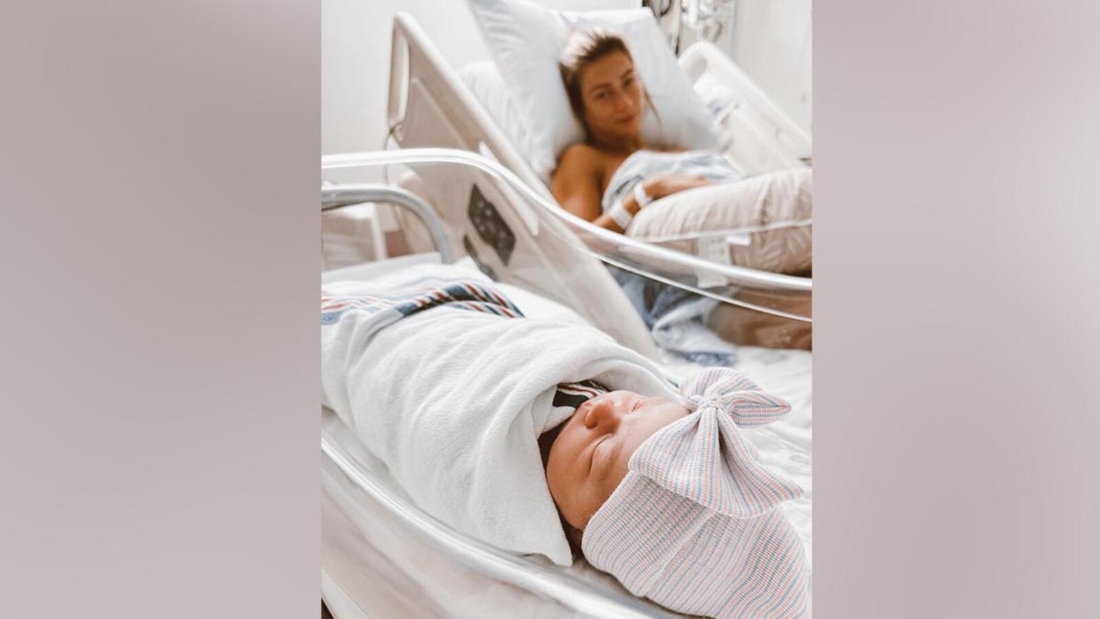 'DWTS' pro Daniella Karagach shares photos of life with her newborn ...