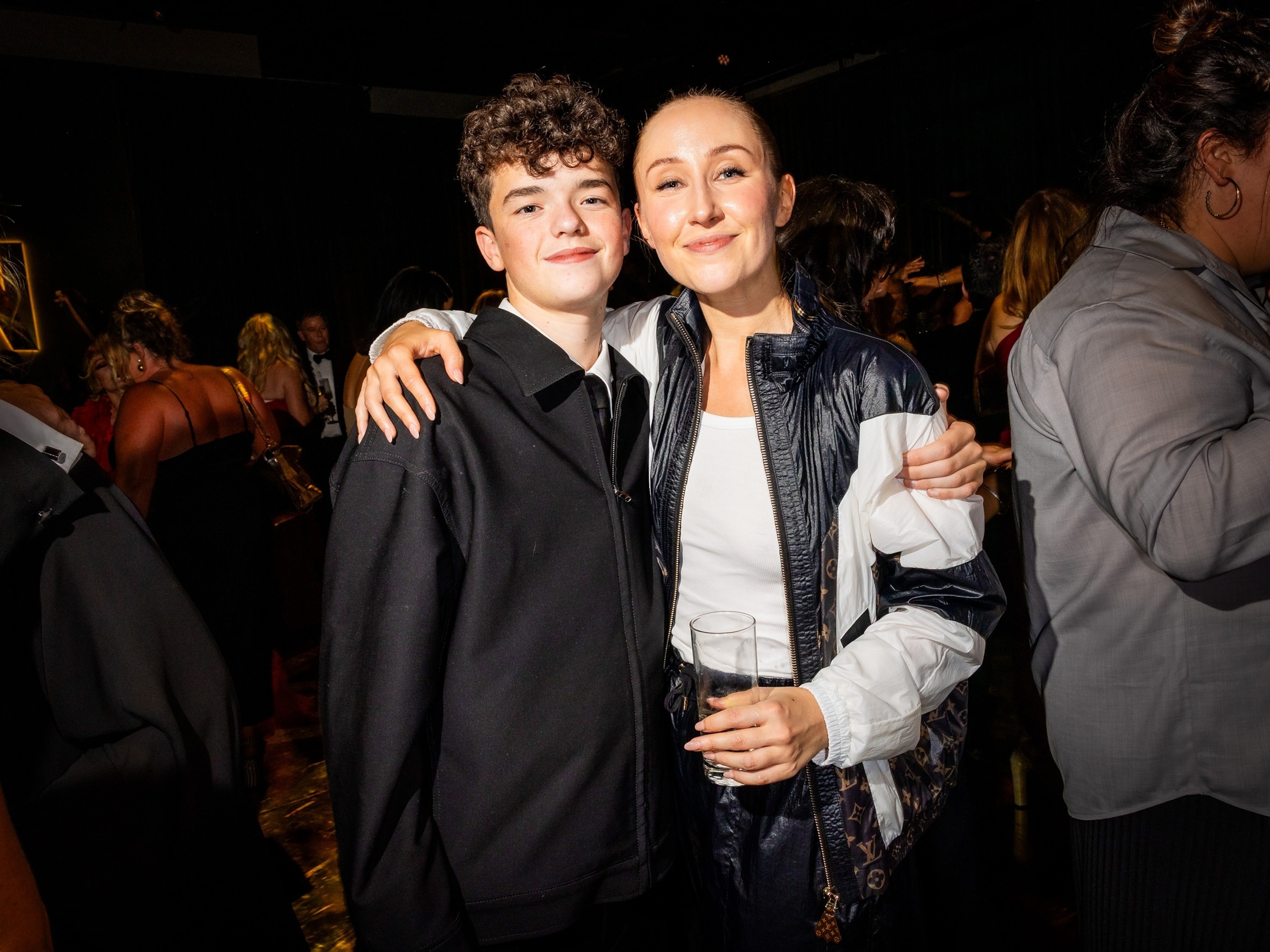 Winners, stars step out at Emmy Awards 2025 after-parties - ABC News