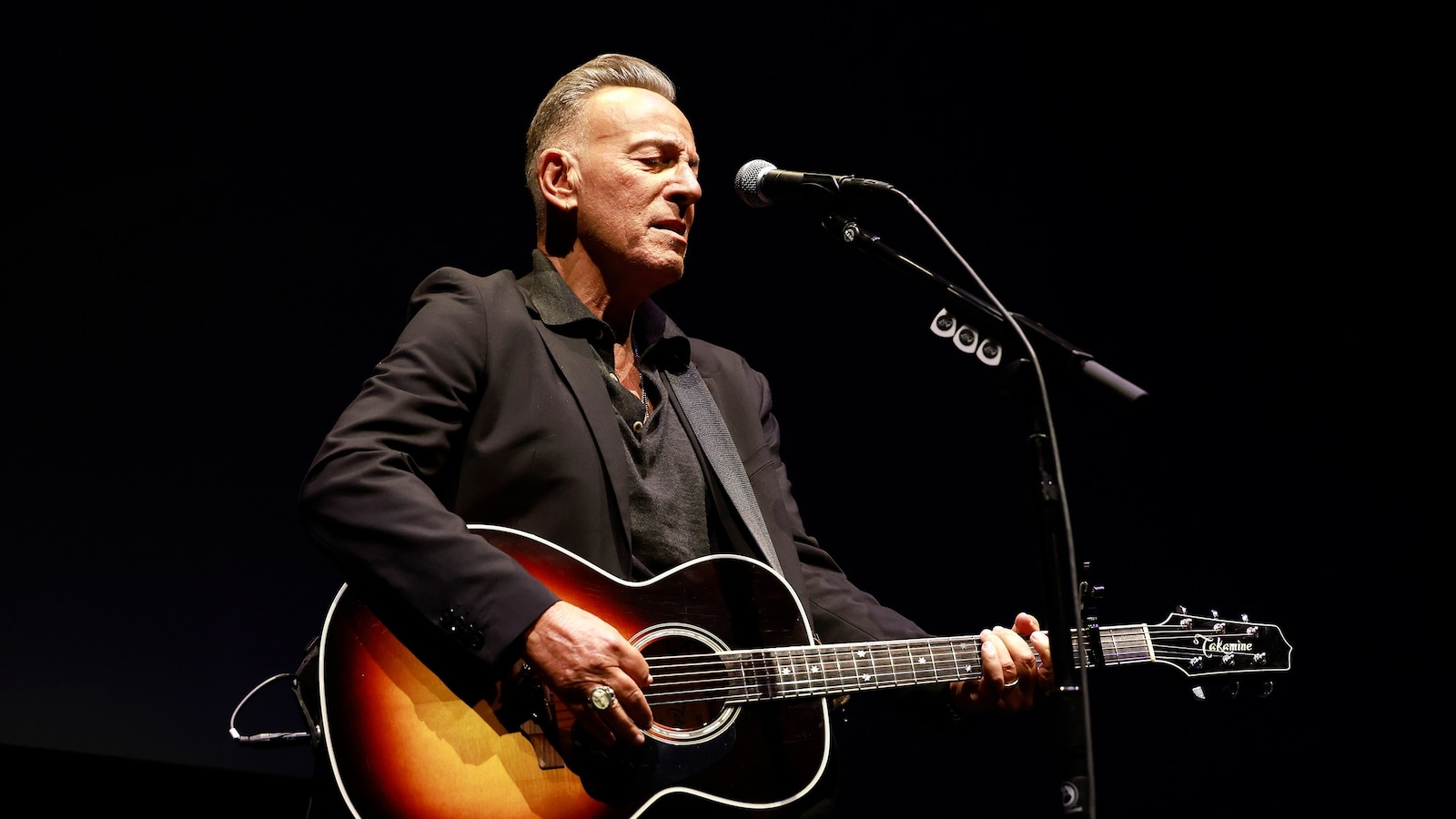Bruce Springsteen performs at 'Deliver Me From Nowhere' NYFF premiere ...