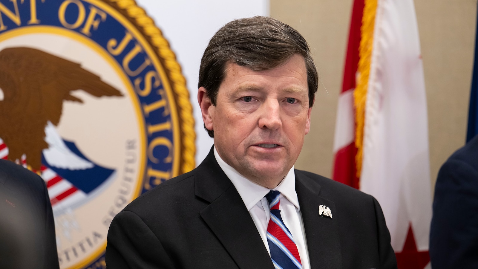 DOJ official ordered to rescind inquiry to FBI agent who sued Alex ...