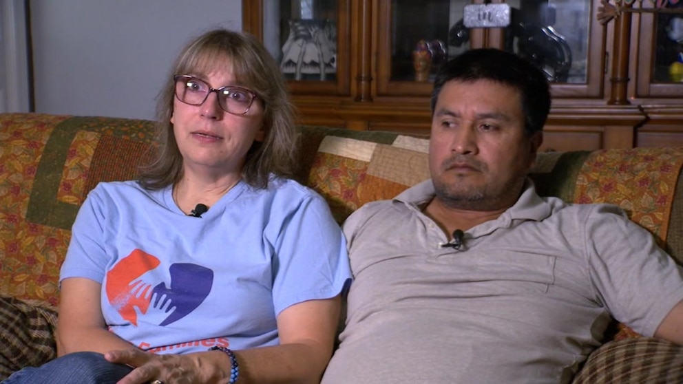 Video Undocumented father self-deports after living in the US for 30 ...