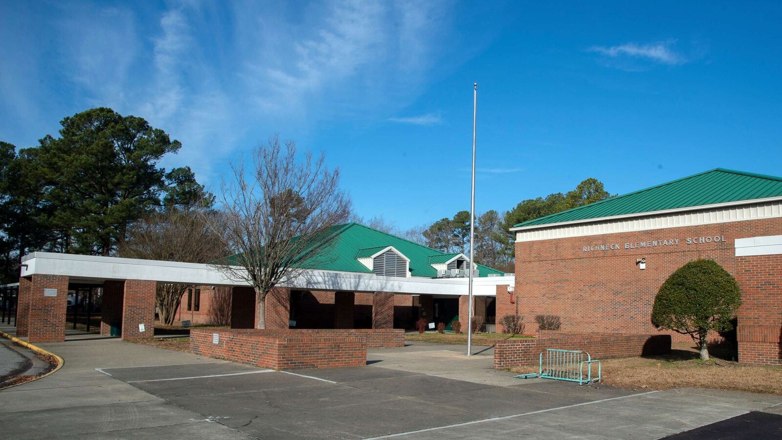 District tries to dismiss lawsuit from teacher shot by 6-year-old, says ...