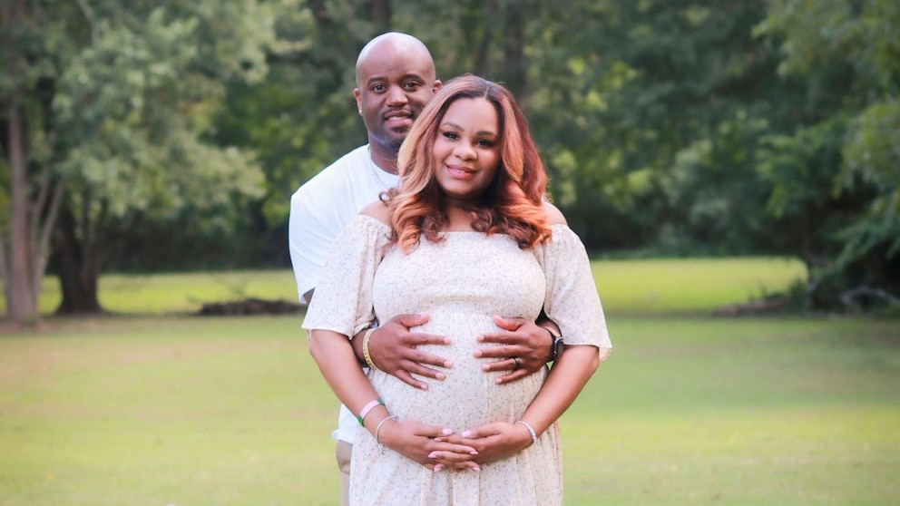 Dad raises newborn daughter alone after mom dies due to pregnancy ...