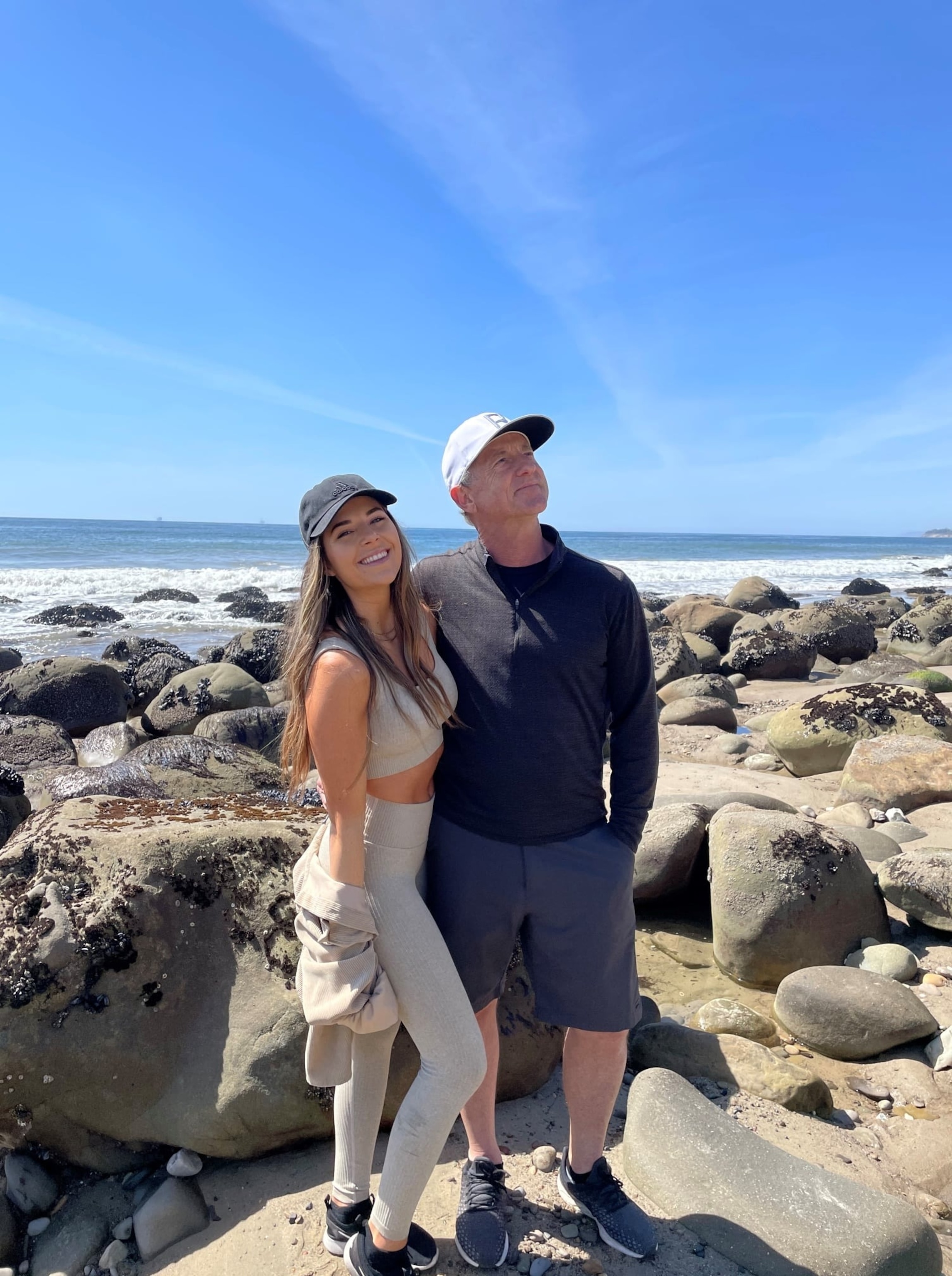 Bride asks stepdad to officiate her wedding in emotional video - ABC News