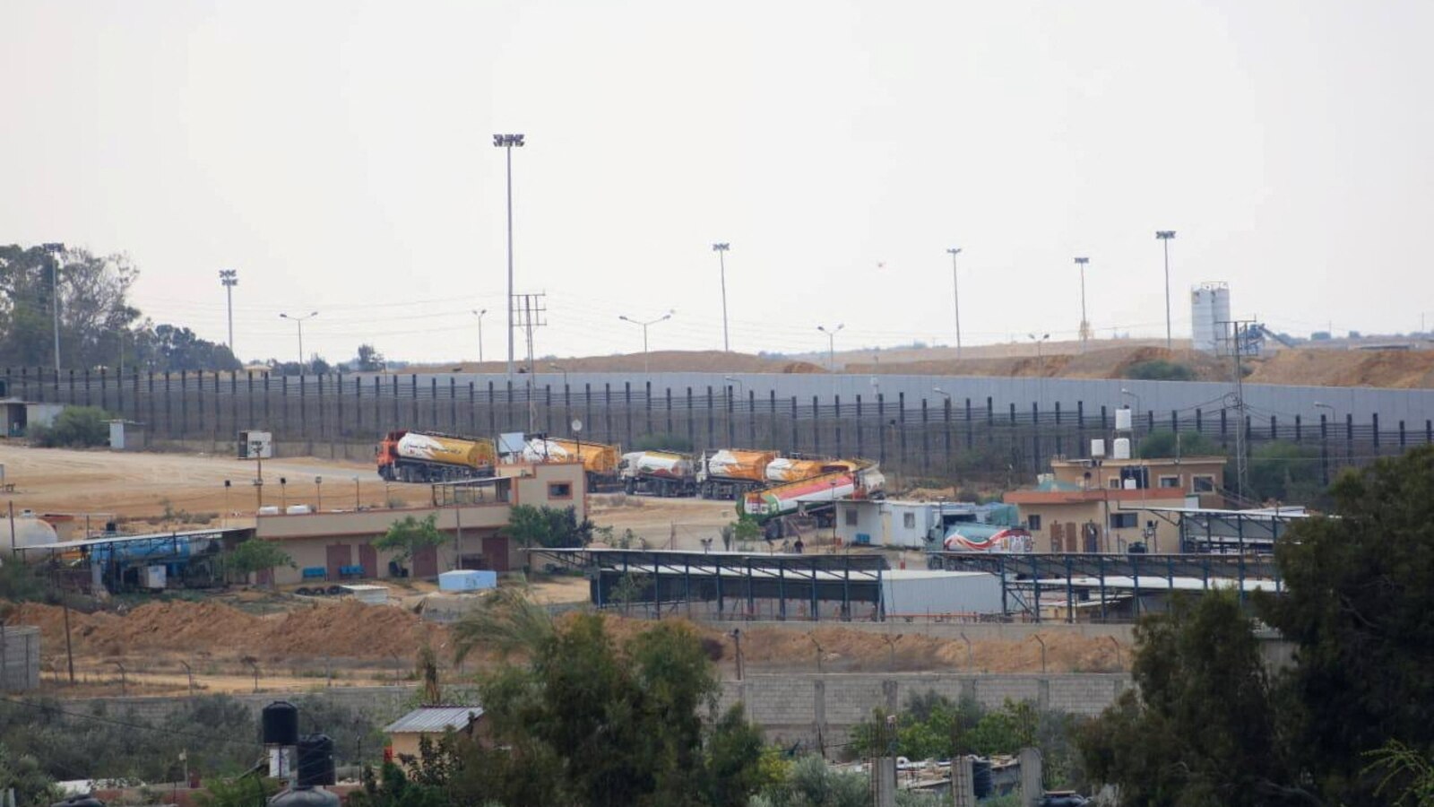 Humanitarian crisis for food insecurity, lack of water supply about to ...