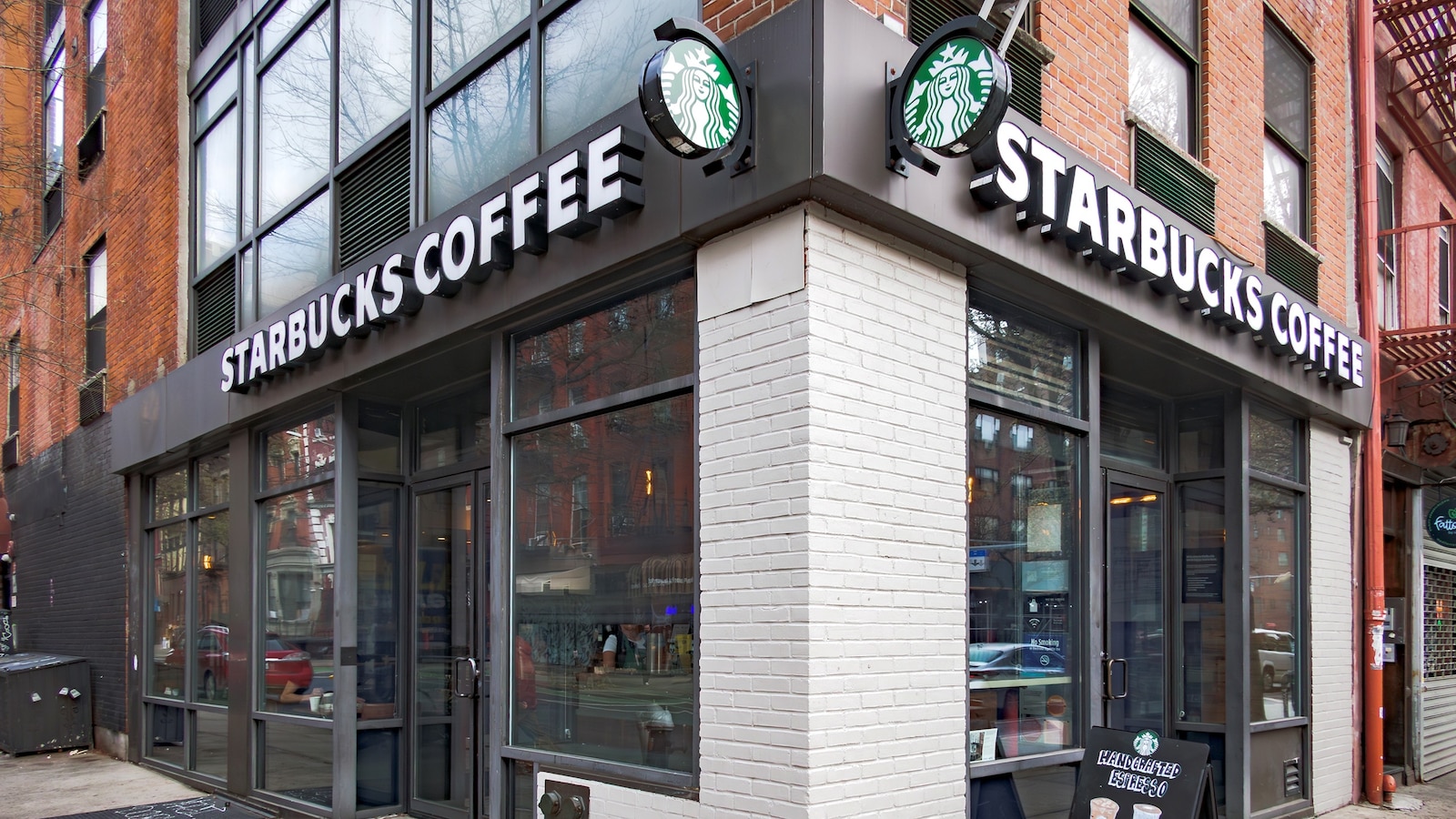 Starbucks summer 2025 menu debuts Tuesday: What to know - ABC News