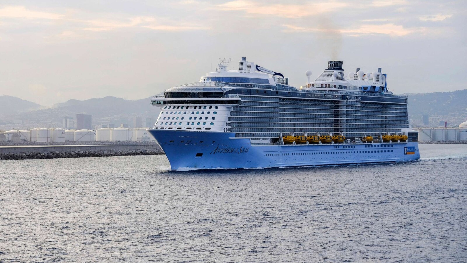 Royal Caribbean to offer Starlink internet on all its ships - ABC News