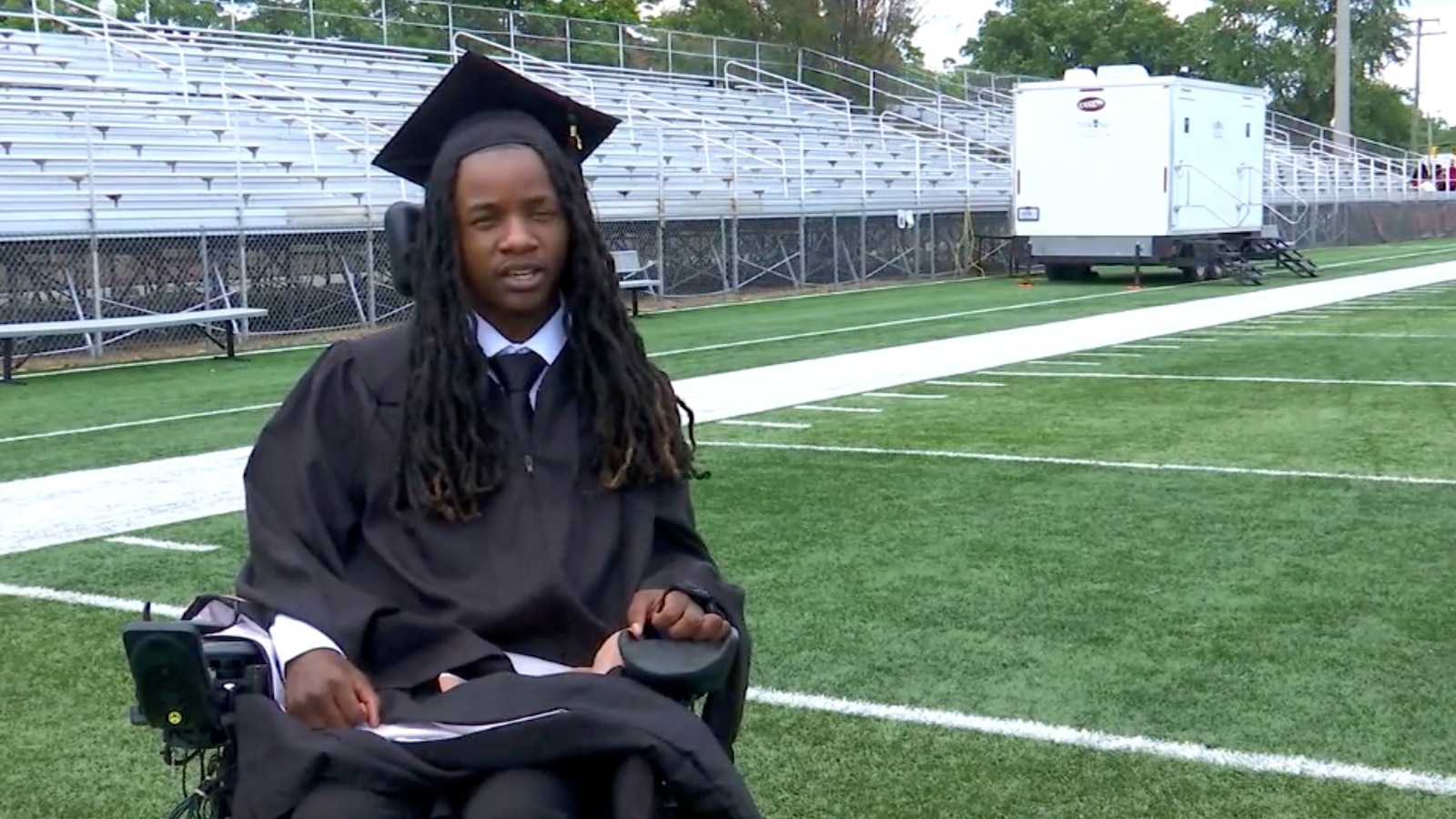 Paralyzed 23-year-old walks at graduation, shares message of hope - ABC ...