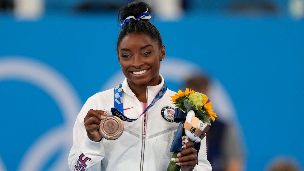 Simone Biles set to return to competition for 1st time since Tokyo ...