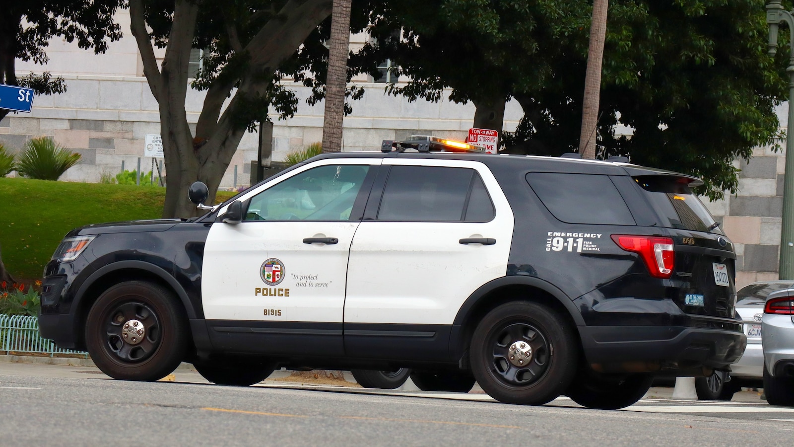 LA man arrested in connection with 2 fatal shootings hours apart - ABC News