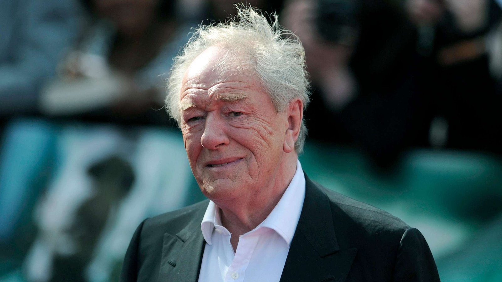 Michael Gambon, 'Harry Potter' actor who played Dumbledore, dies at 82 ...
