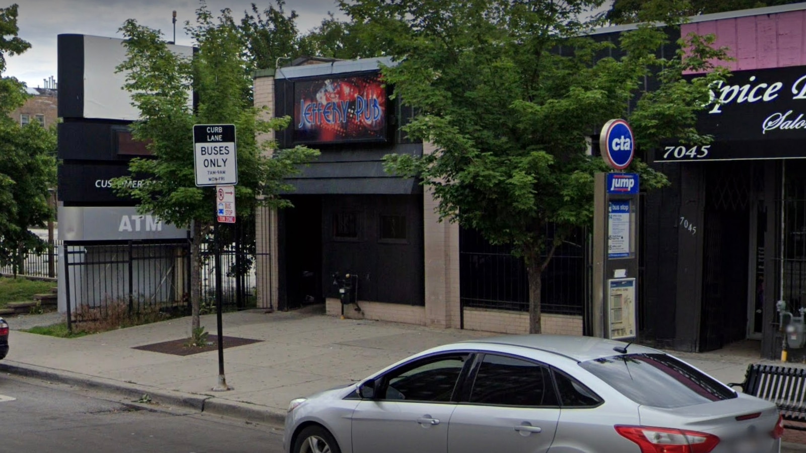 3 men killed in hit-and-run outside Chicago gay bar, suspect at large ...