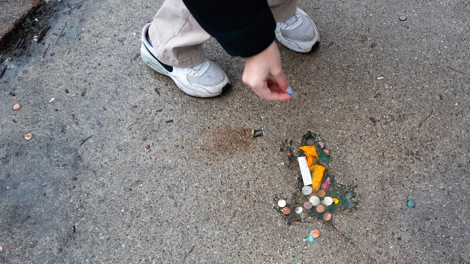 Chicago's famous 'rat hole' removed and preserved from neighborhood ...