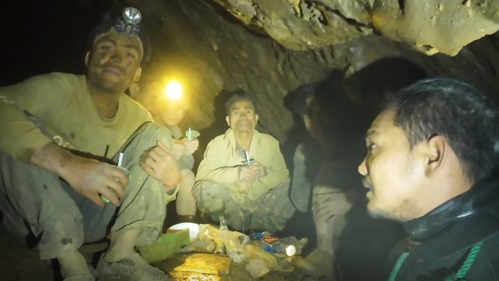 Laos cave rescuers searching nearly 200-foot shaft for missing gold ...