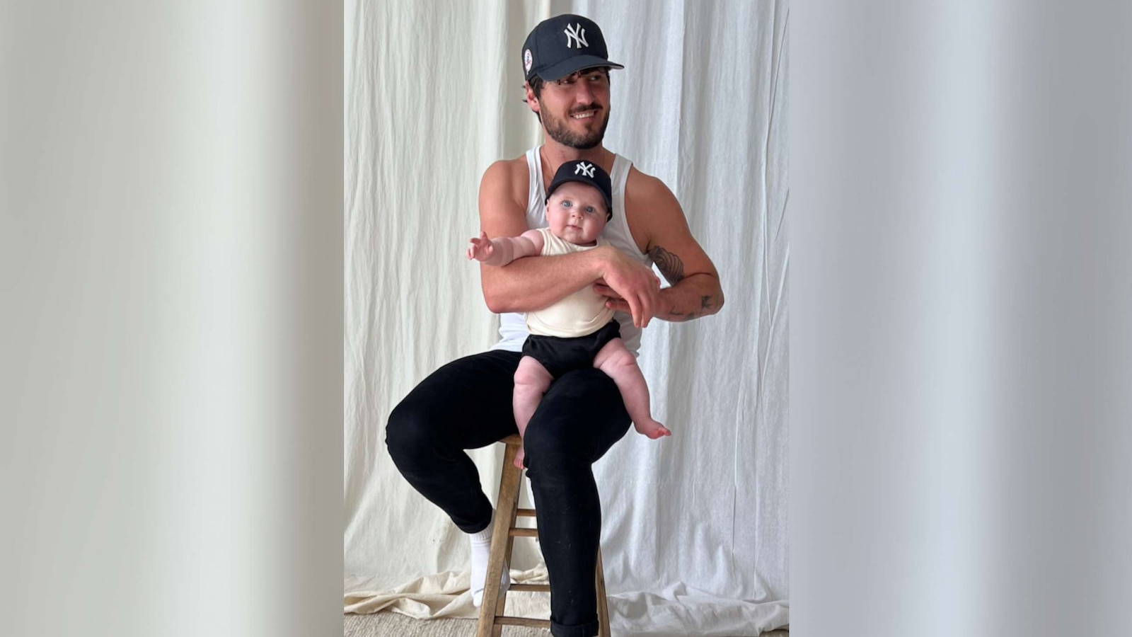 Jenna Johnson, Val Chmerkovskiy share sweet photos with son Rome - ABC News