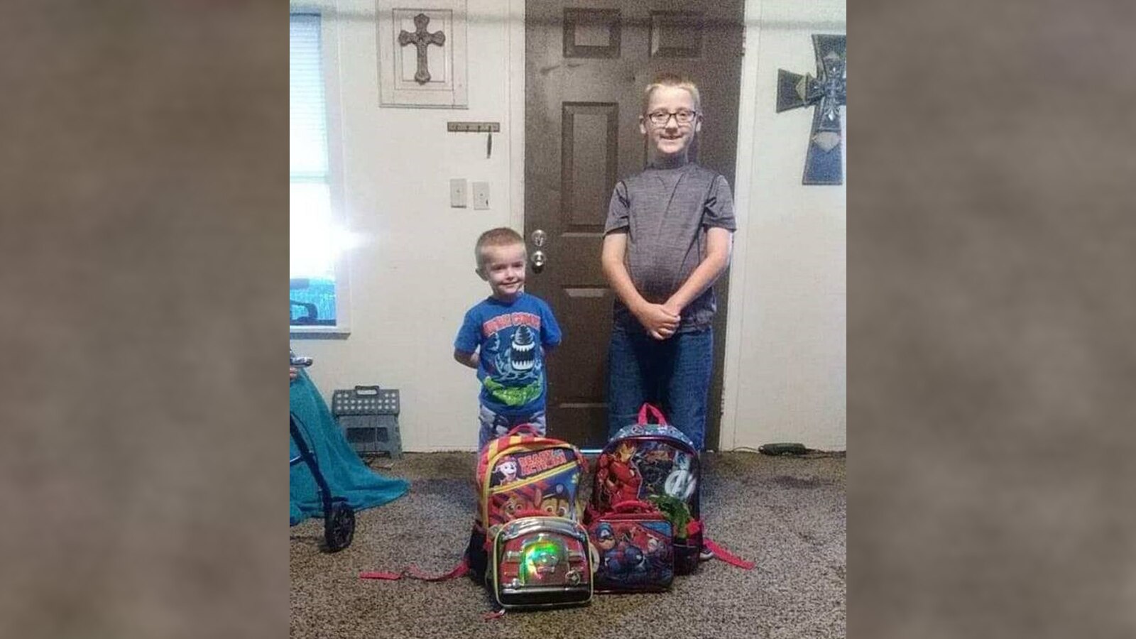 Brothers survive lightning strike that kills their dad - ABC News