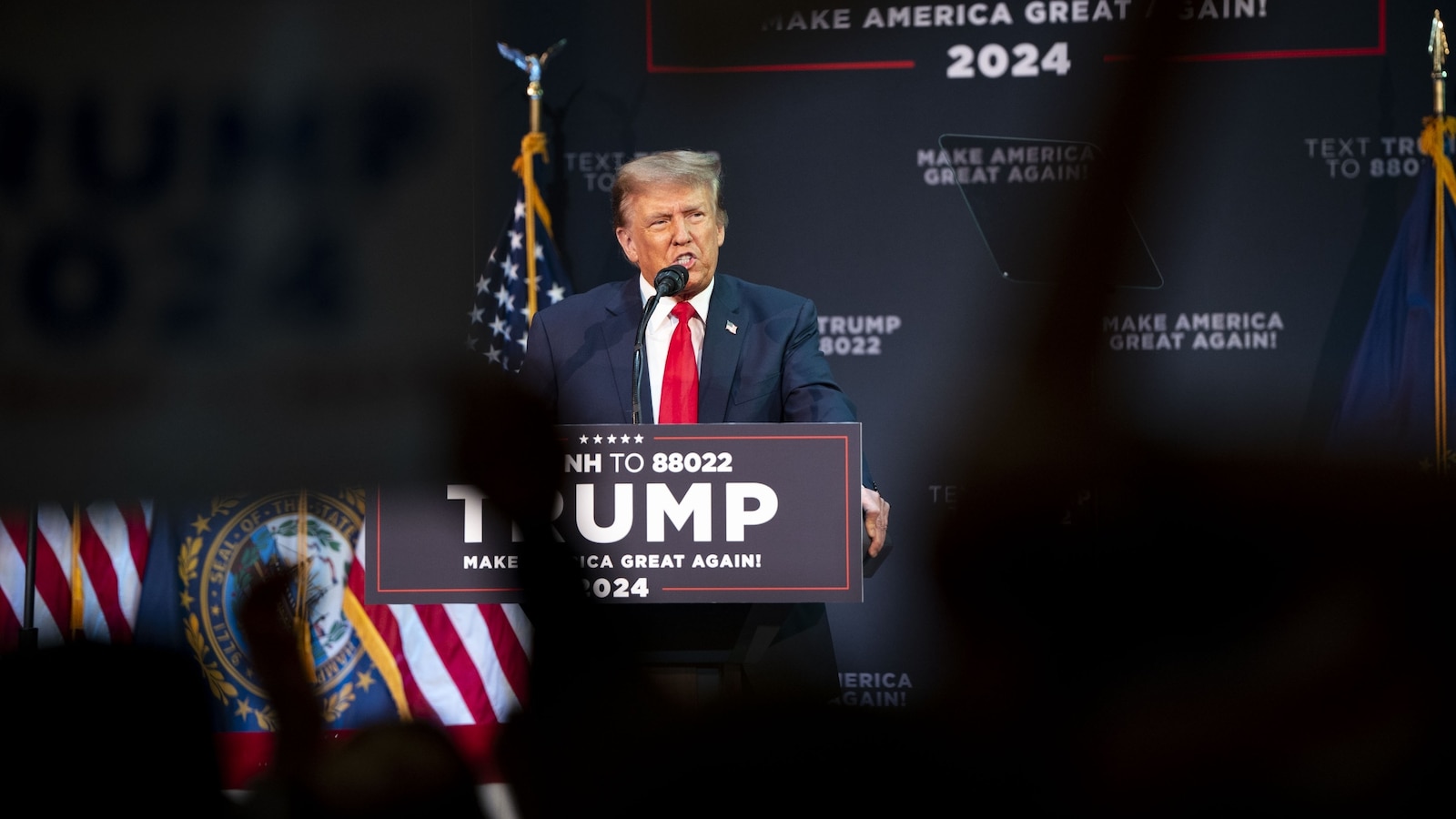 Appeals court denies Trump's request to review limited gag order in ...